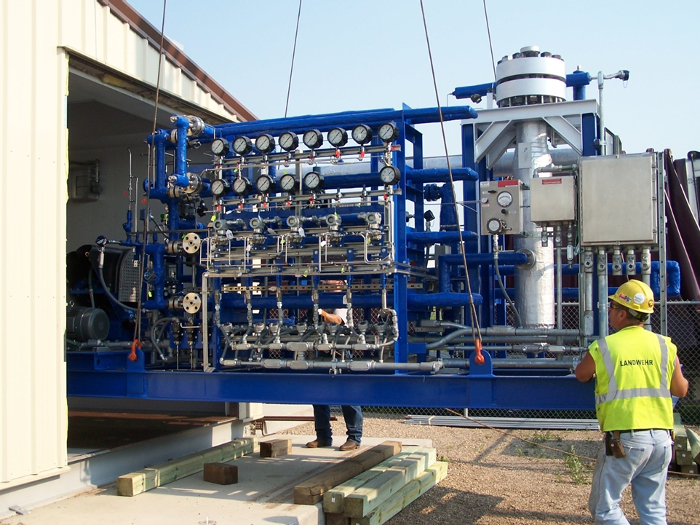 Ammonia Synthesis at Low Pressure